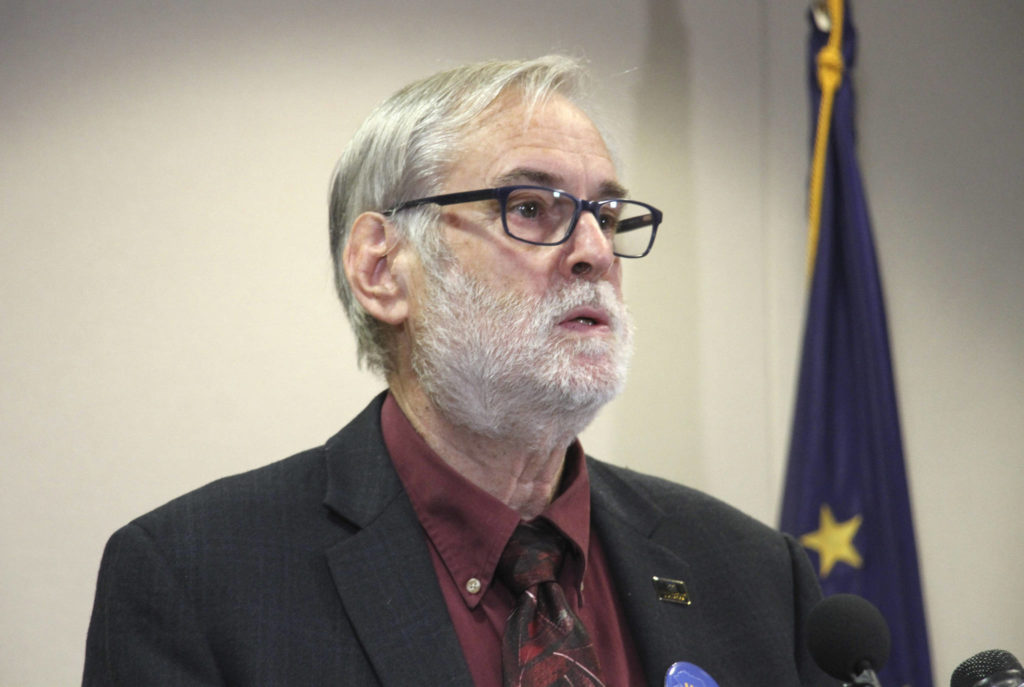 Dunleavy signs ‘step-down’ compact with University of Alaska | Homer News