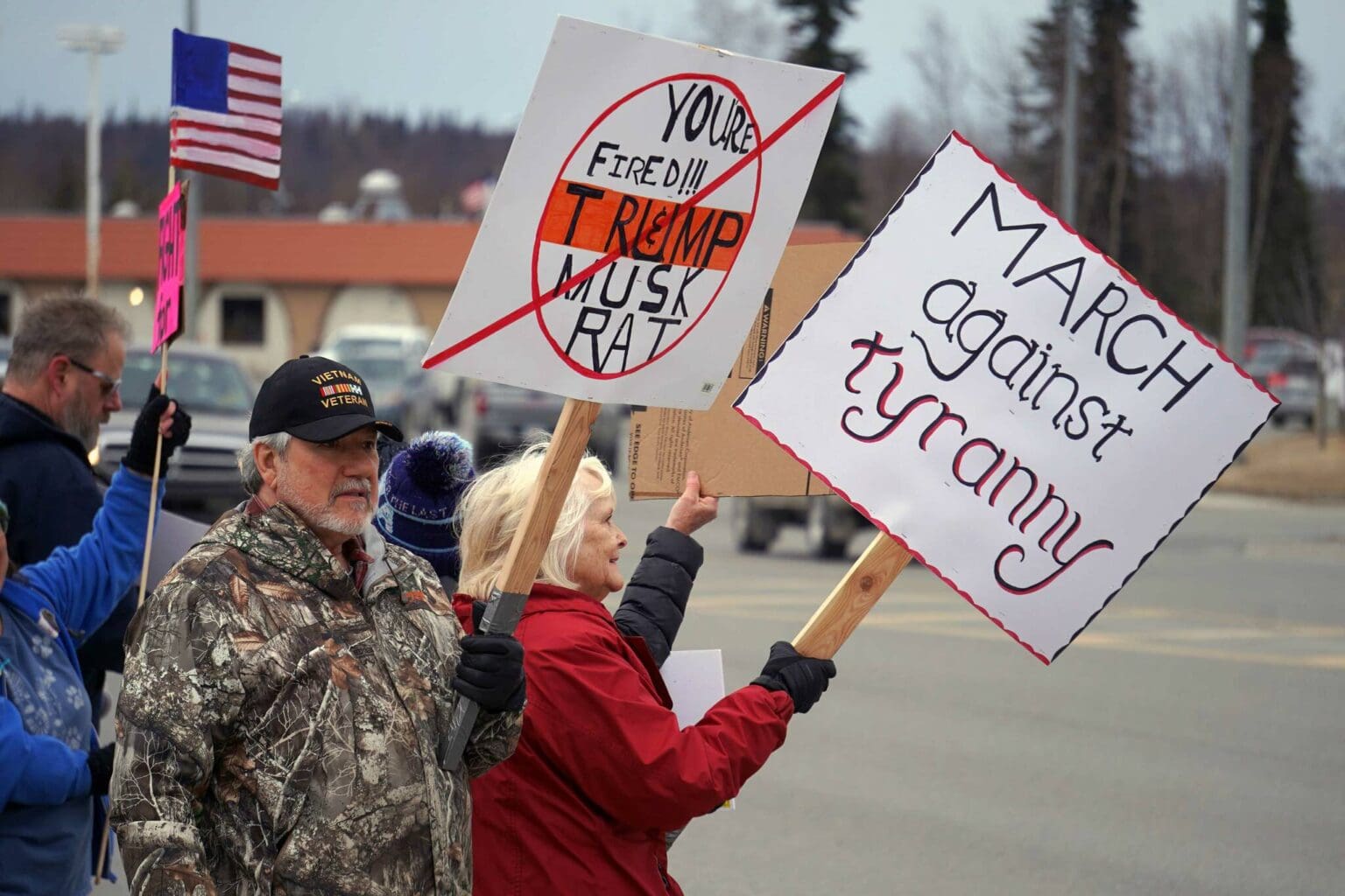 Hundreds turn out in Homer, Soldotna to protest actions of Trump ...